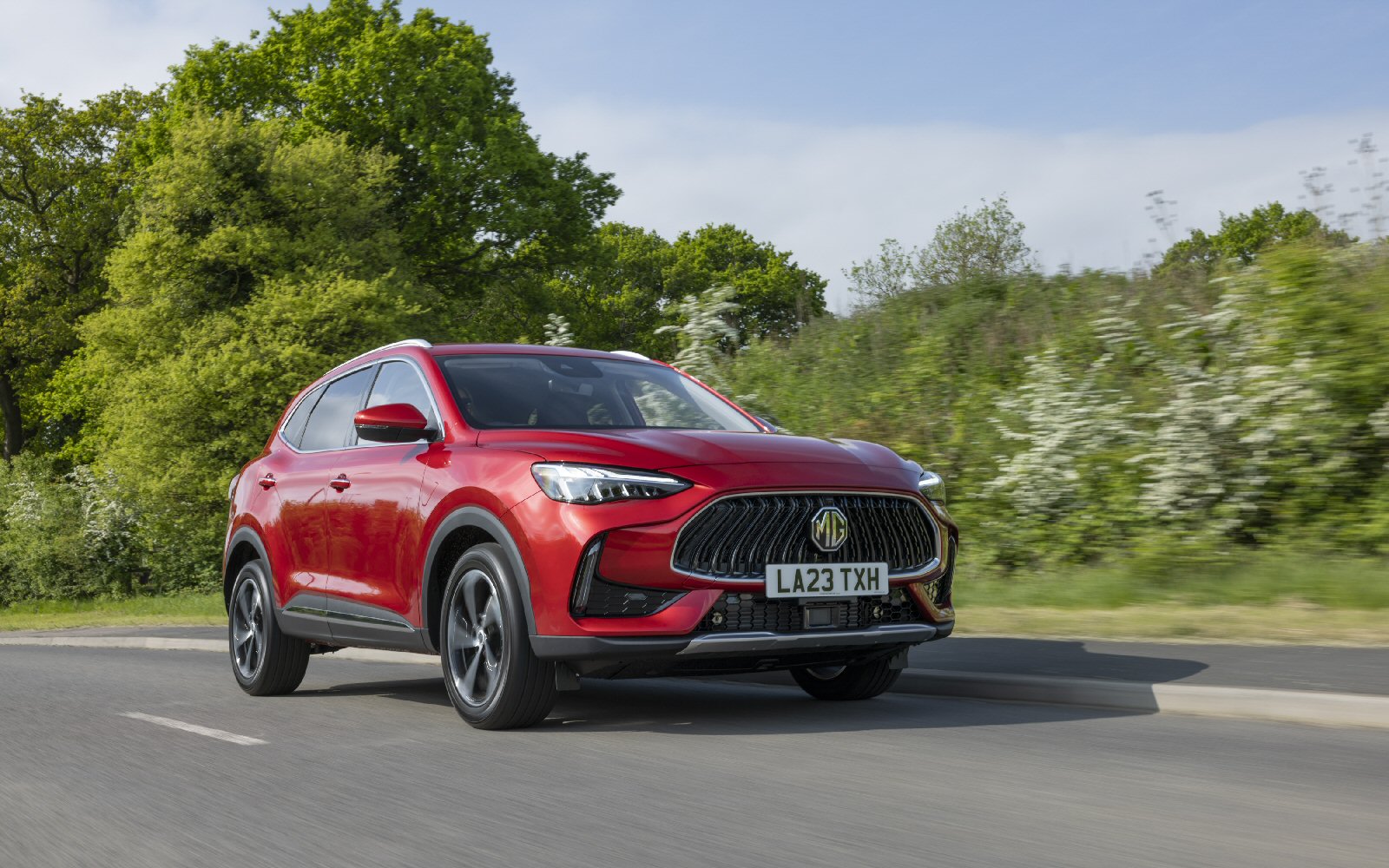 MG HS Trophy DCT (2023) Review | Motor Mad