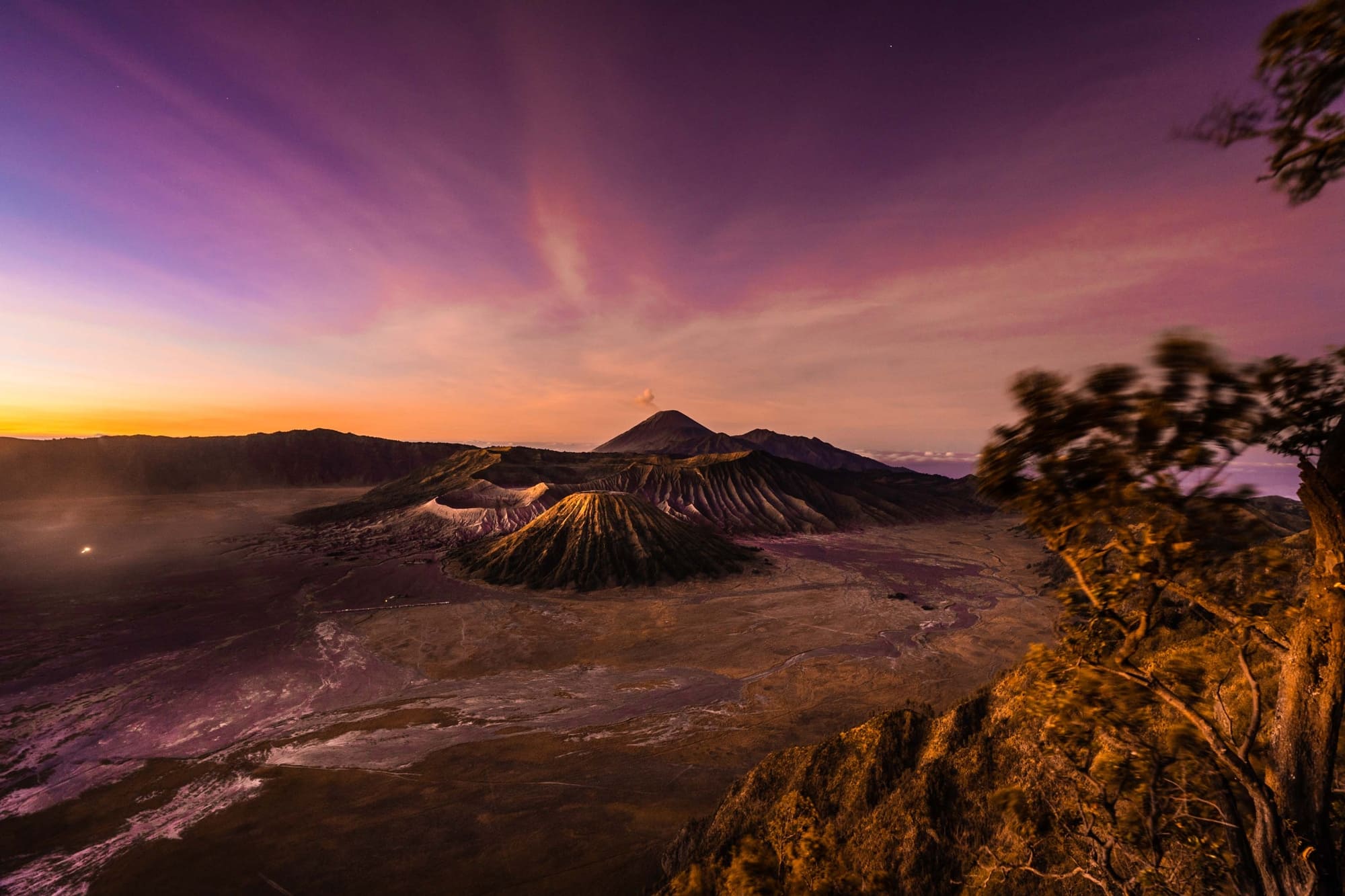 Beautiful Indonesia: Discovering Java, Bali & Nusa Lembongan