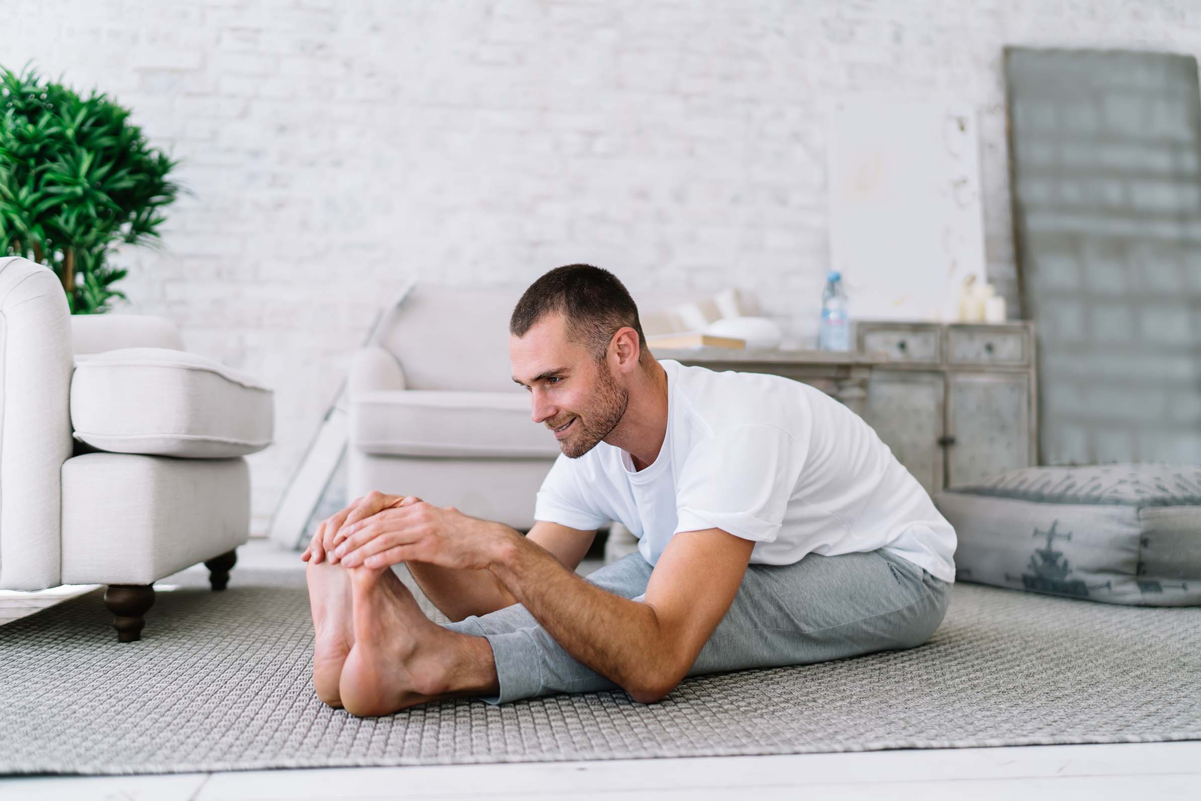 Three helpful tools for training contortion by yourself