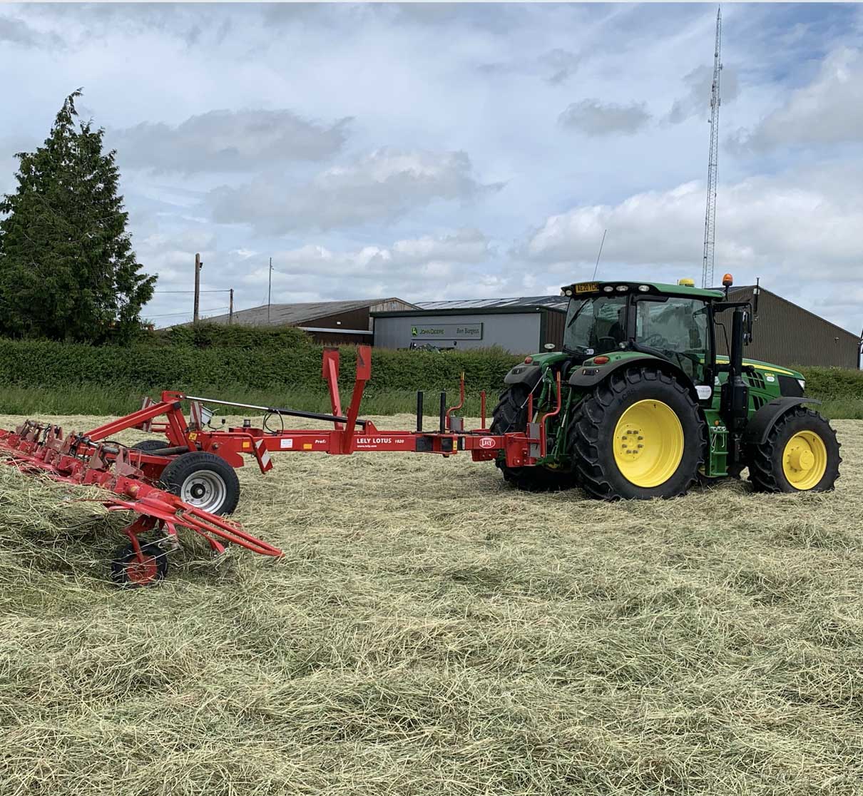 High Quality Equine Haylage | Norfolk Haylage | EH Haylage