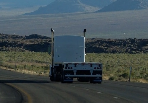 Best Bobtail Insurance Companies | Quotes & Reviews