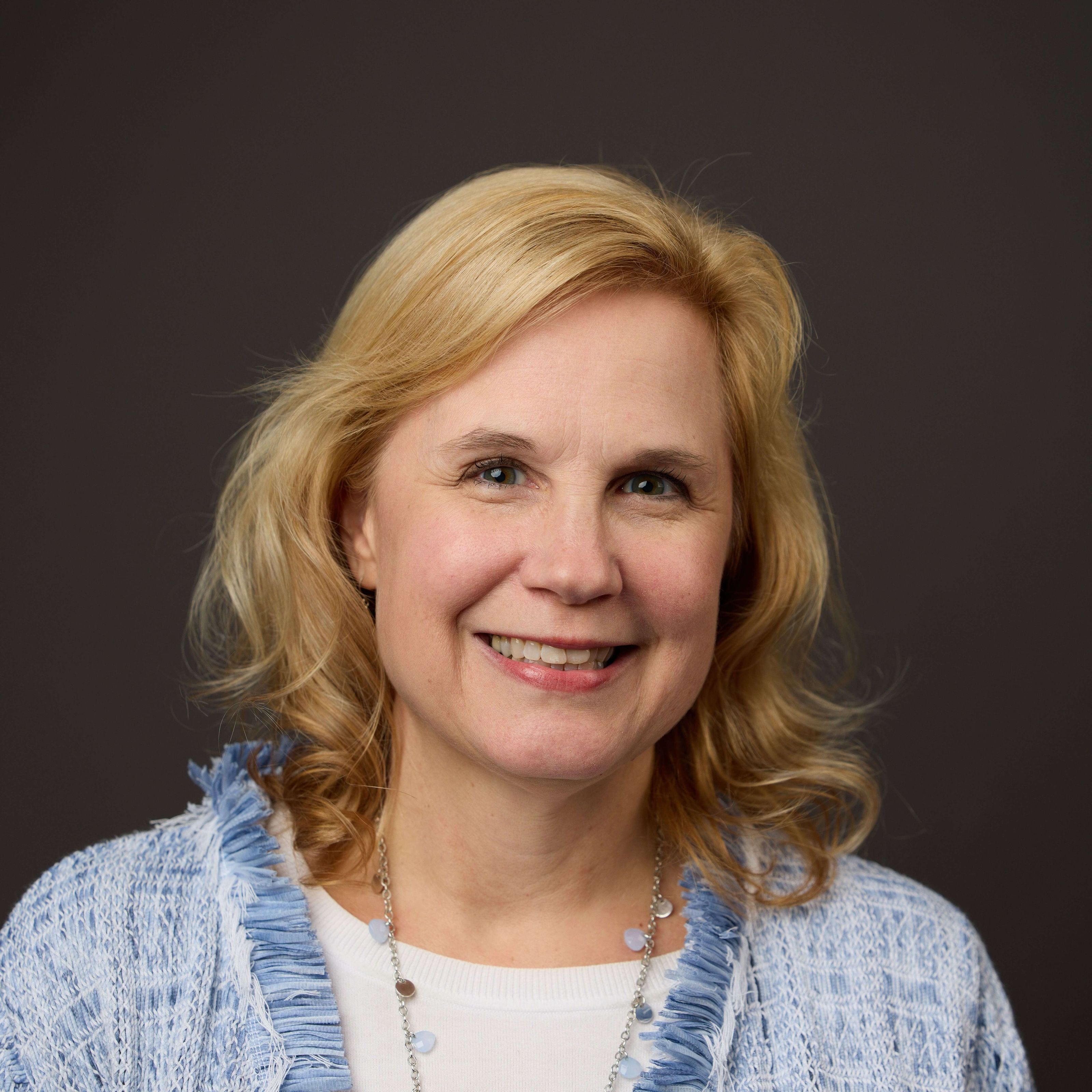 Leading Large | Dare to Grow. Choose to Excel