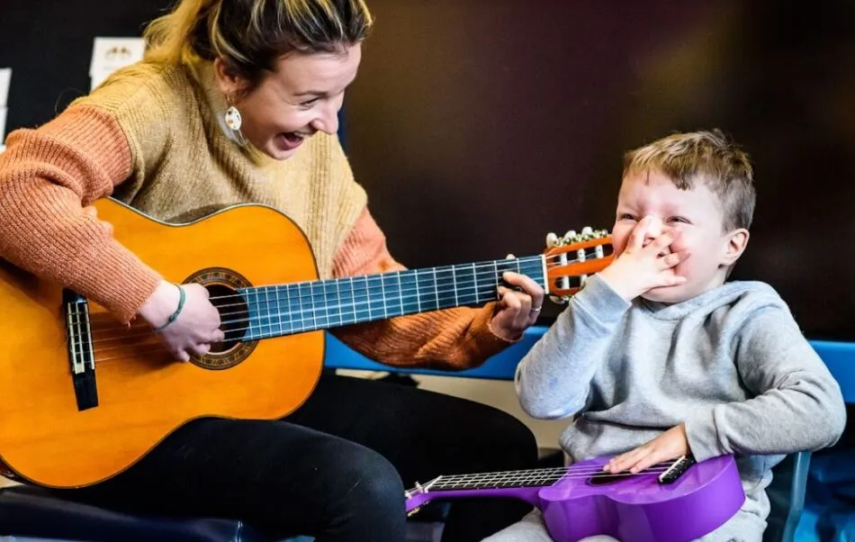Chiltern Music Therapy | Using music with children with SEN
