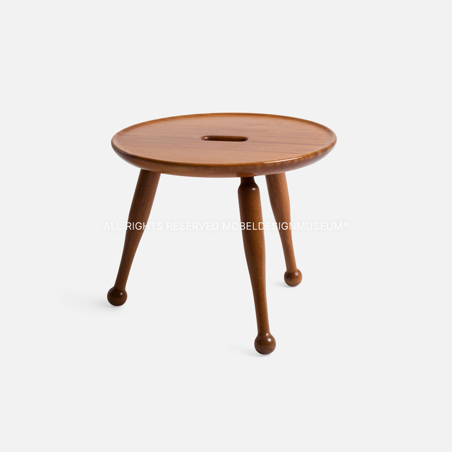 Model 2156 stool by Josef Frank | | Möbeldesignmuseum