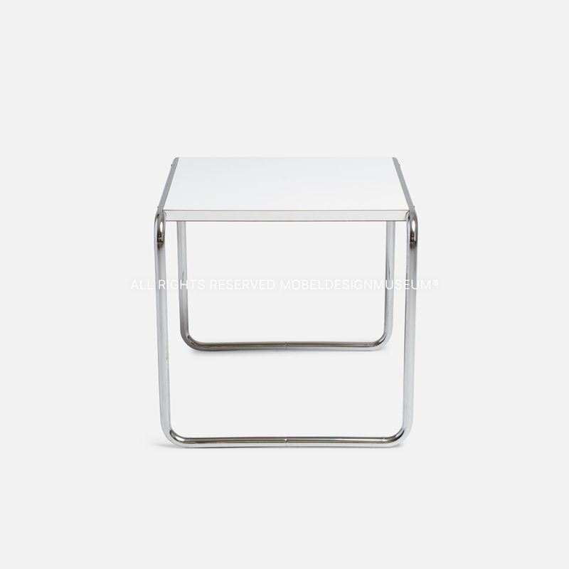 Laccio table by Marcel Breuer | | Möbeldesignmuseum