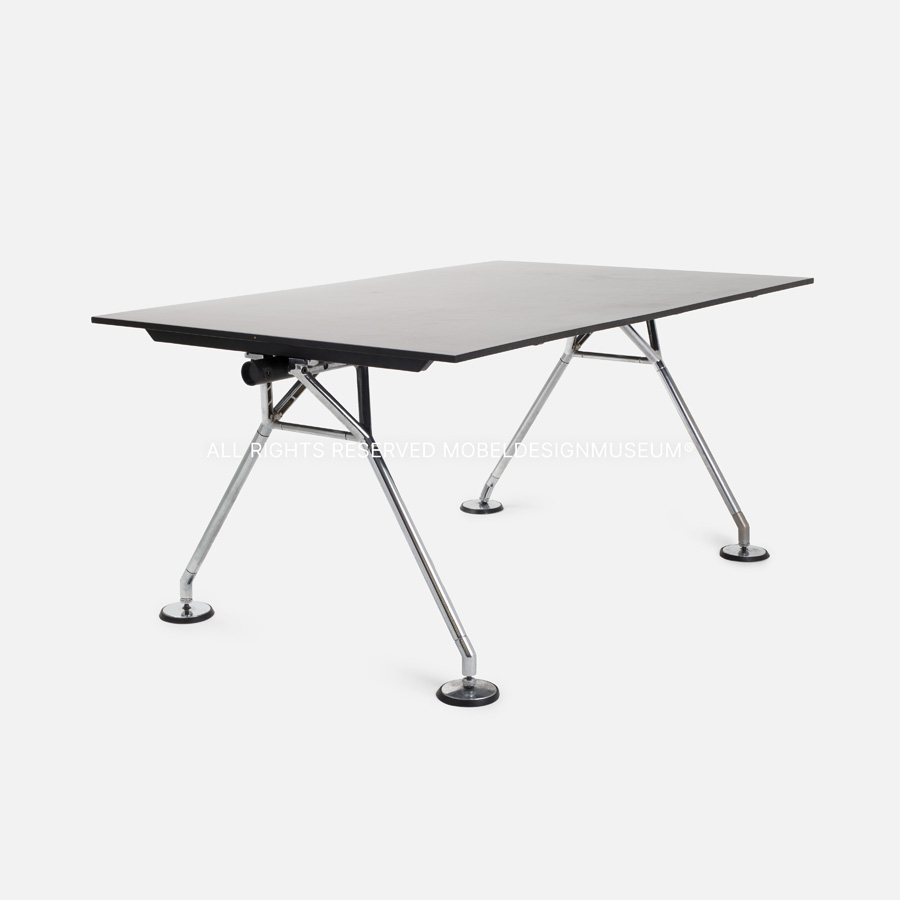 Nomos table by Norman Foster | | Möbeldesignmuseum