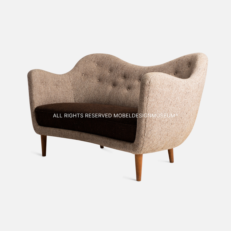 Poet sofa by Finn Juhl | | Möbeldesignmuseum