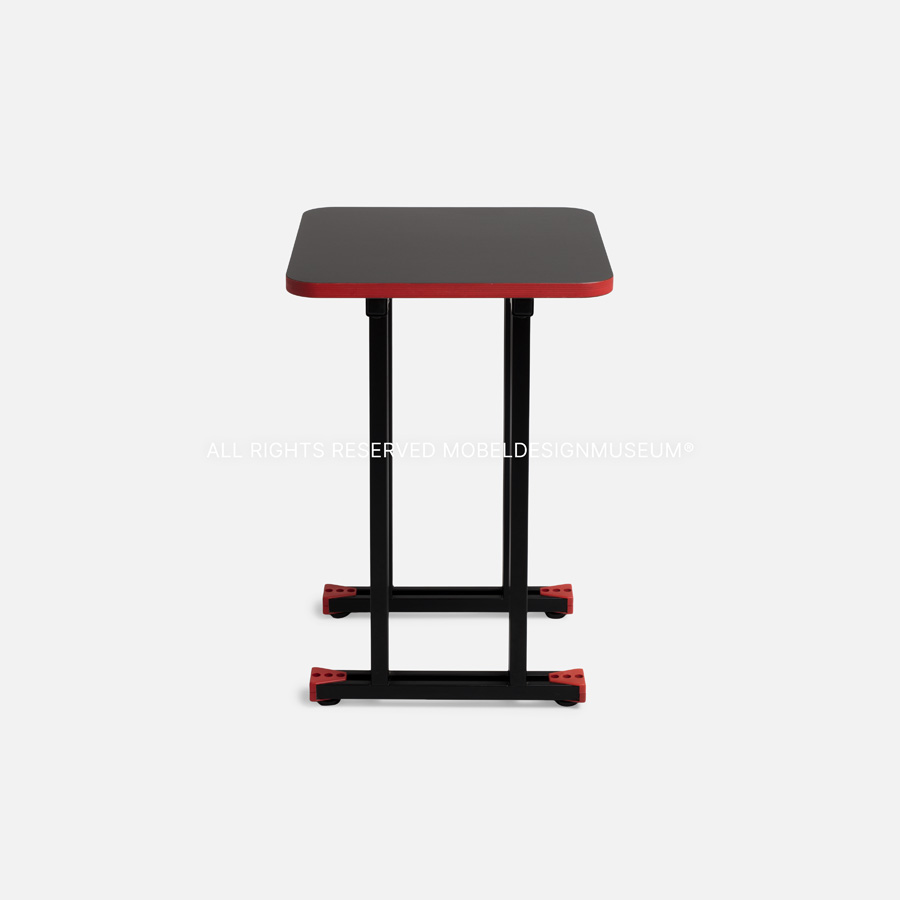 Visual side table 2 by Yrjö Kukkapuro | | Möbeldesignmuseum