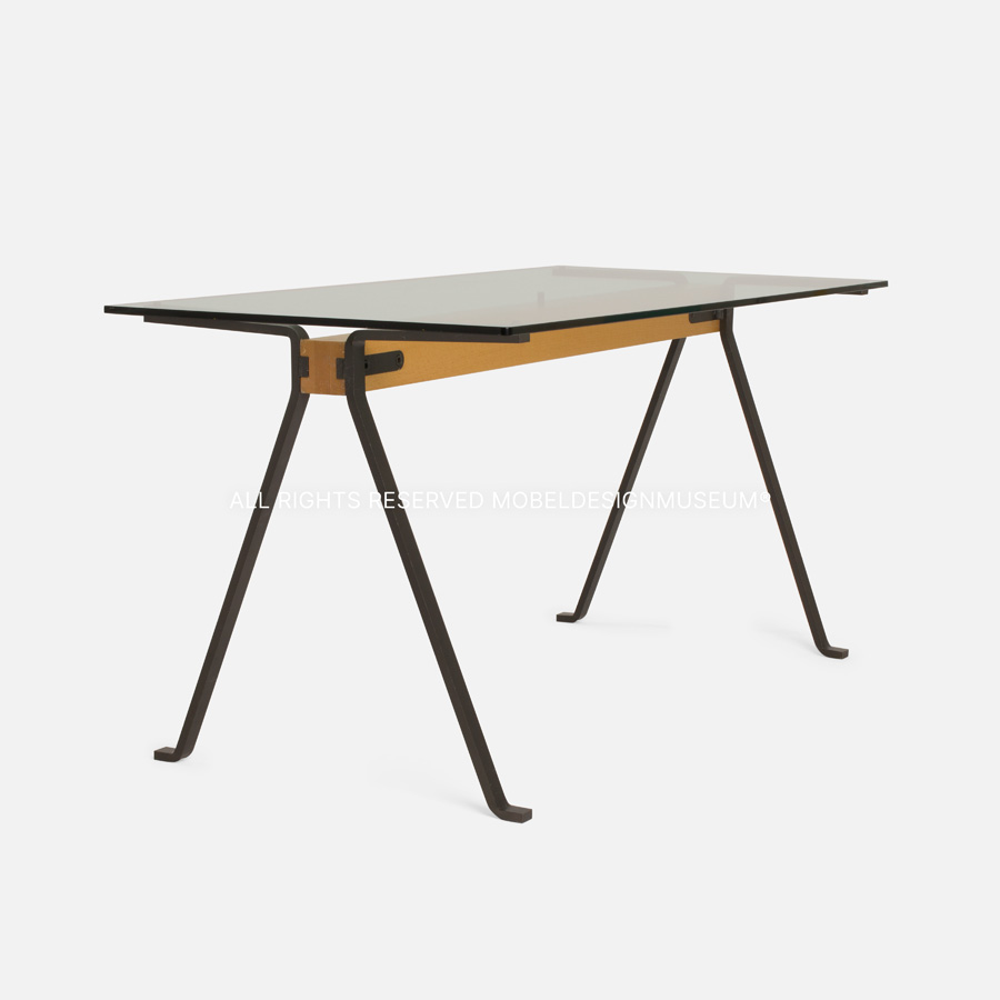 Frate table by Enzo Mari | | Möbeldesignmuseum