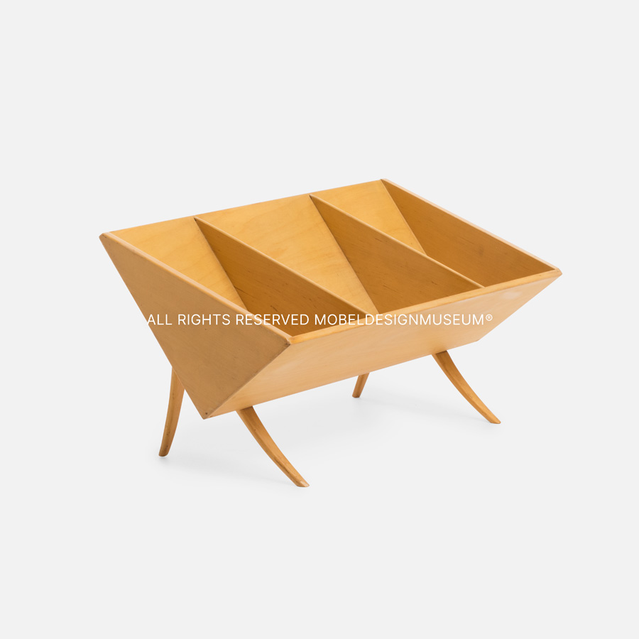 Model T704 book crib by Bruno Mathsson | | Möbeldesignmuseum