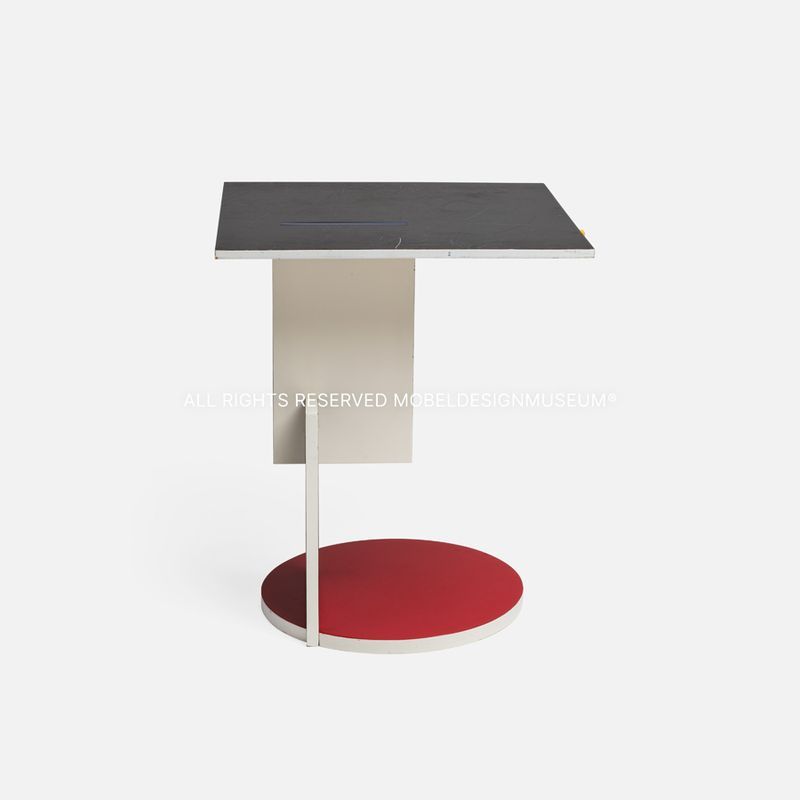 Schröder table by Gerrit Thomas Rietveld | | Möbeldesignmuseum