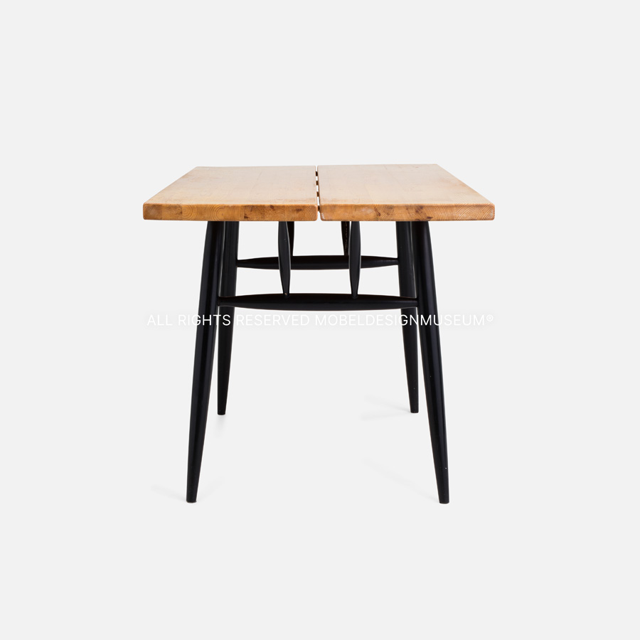 Pirkka table by Ilmari Tapiovaara | | Möbeldesignmuseum