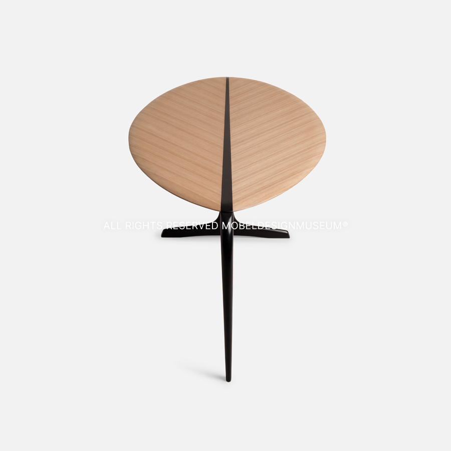 Leaf-shaped table by Tapio Wirkkala | | Möbeldesignmuseum