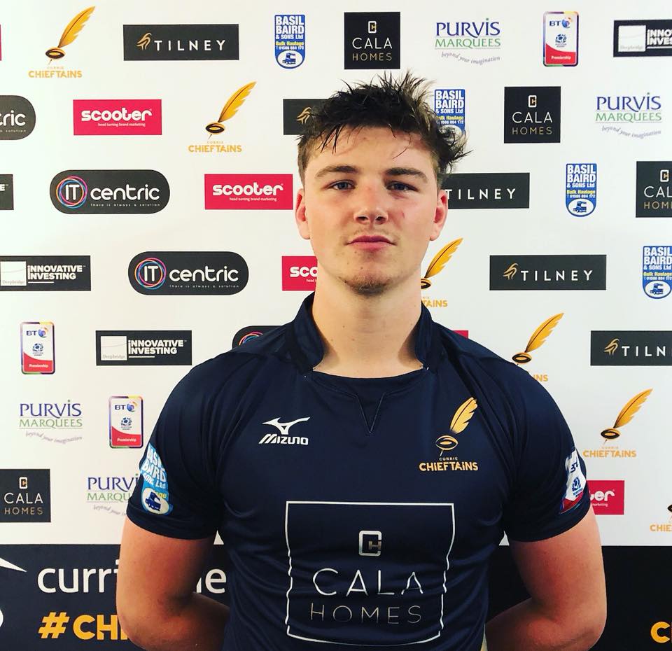 Trio Sign for Chieftains