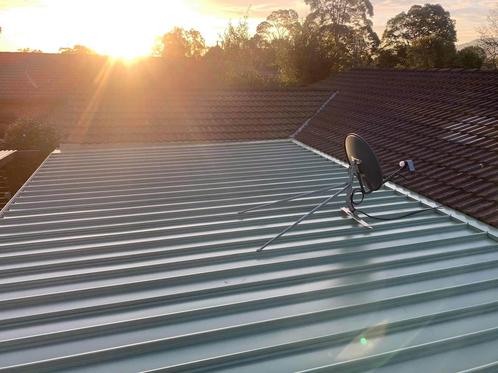 Revamp Roofing & Cladding - Lysaght Kliplok 700 sheets in Colorbond ...