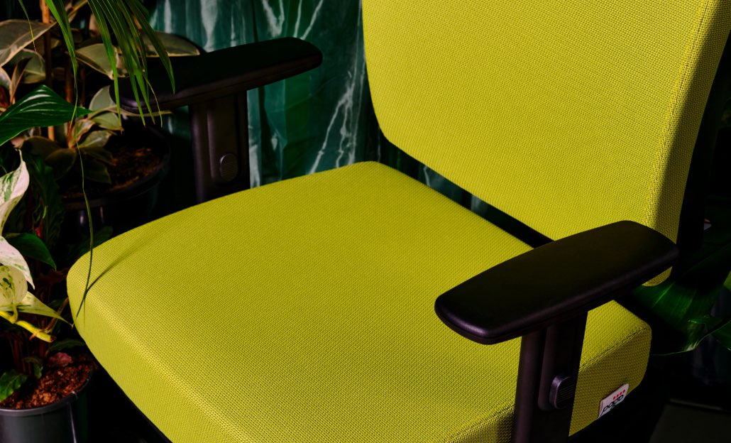 Pago International - Task Chairs
