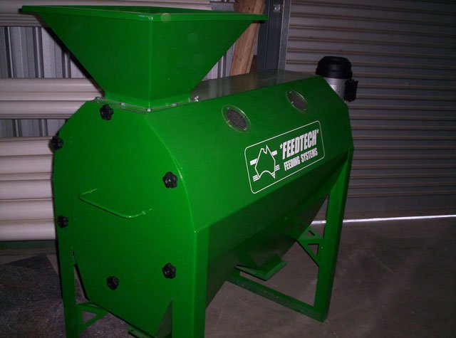 Feedtech Feeding Systems | Hoppers and Grain Cleaners Gallery
