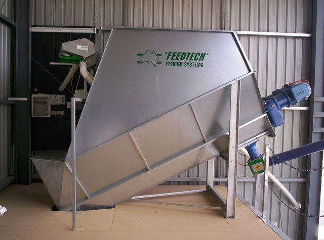 Feedtech Feeding Systems | Mixers Gallery