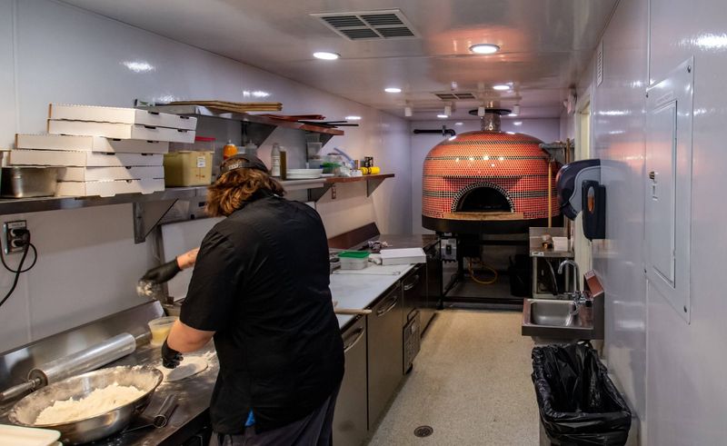 Fast-Food Kitchen: Prefabricated Building - ContekPro