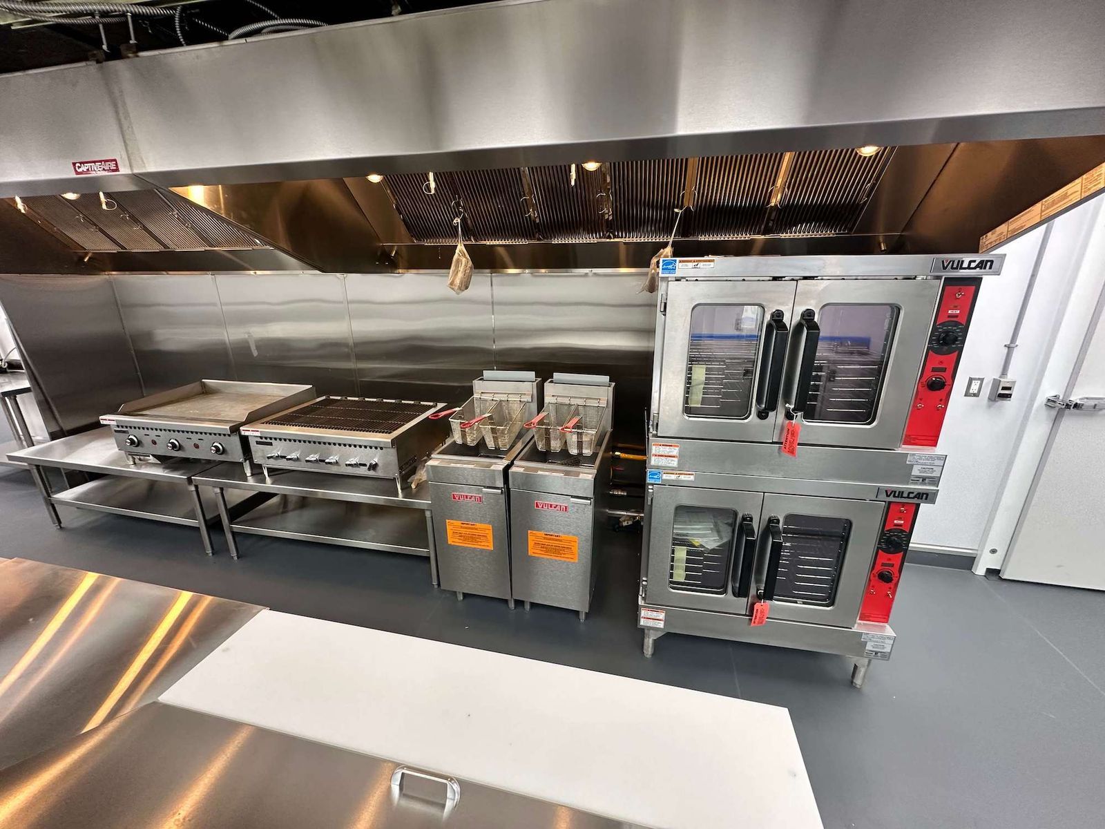 Fast-Food Kitchen: Prefabricated Building - ContekPro