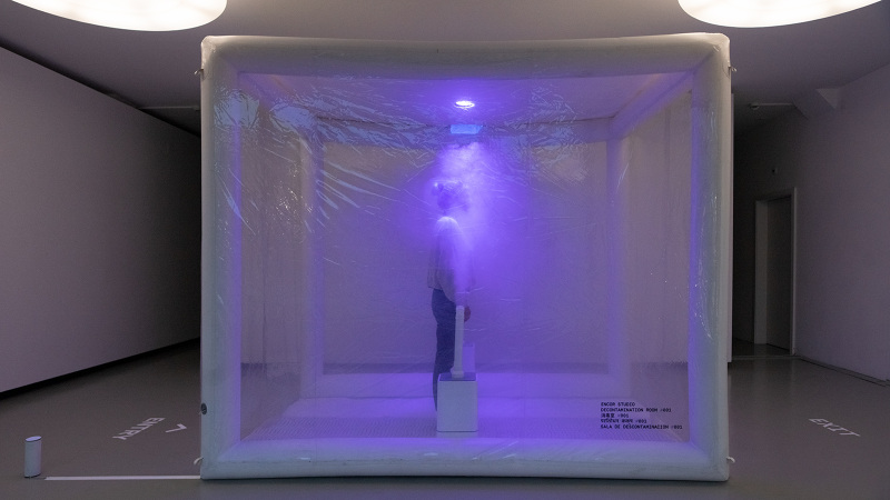 Decontamination room