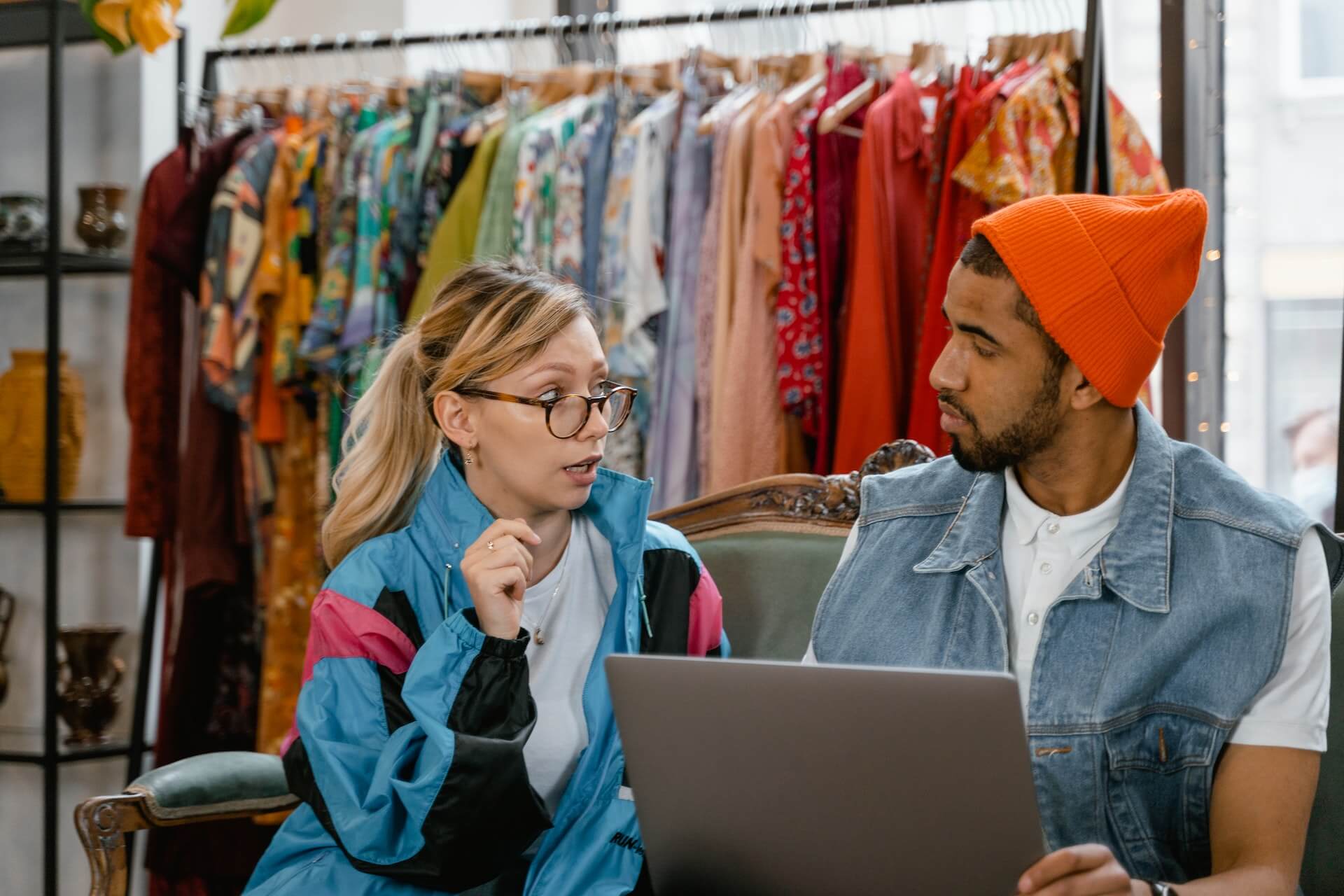 How Does Selling on Etsy Work? - zipsale