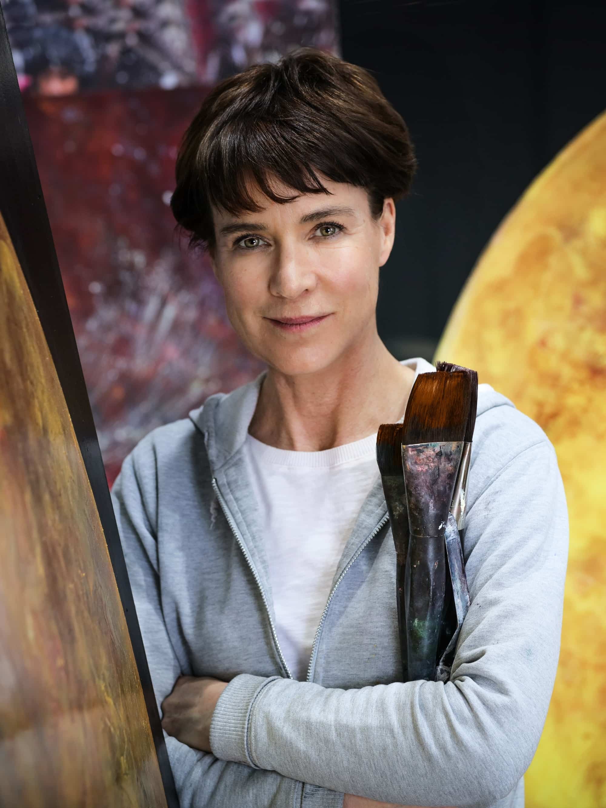 About The Artist - Charlie Barton