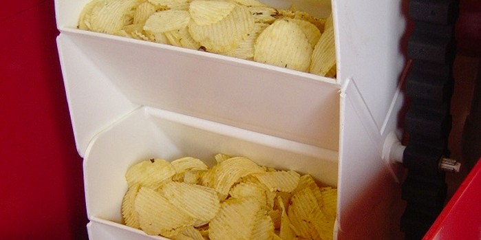 What is the best mechanical conveyor for fragile materials?