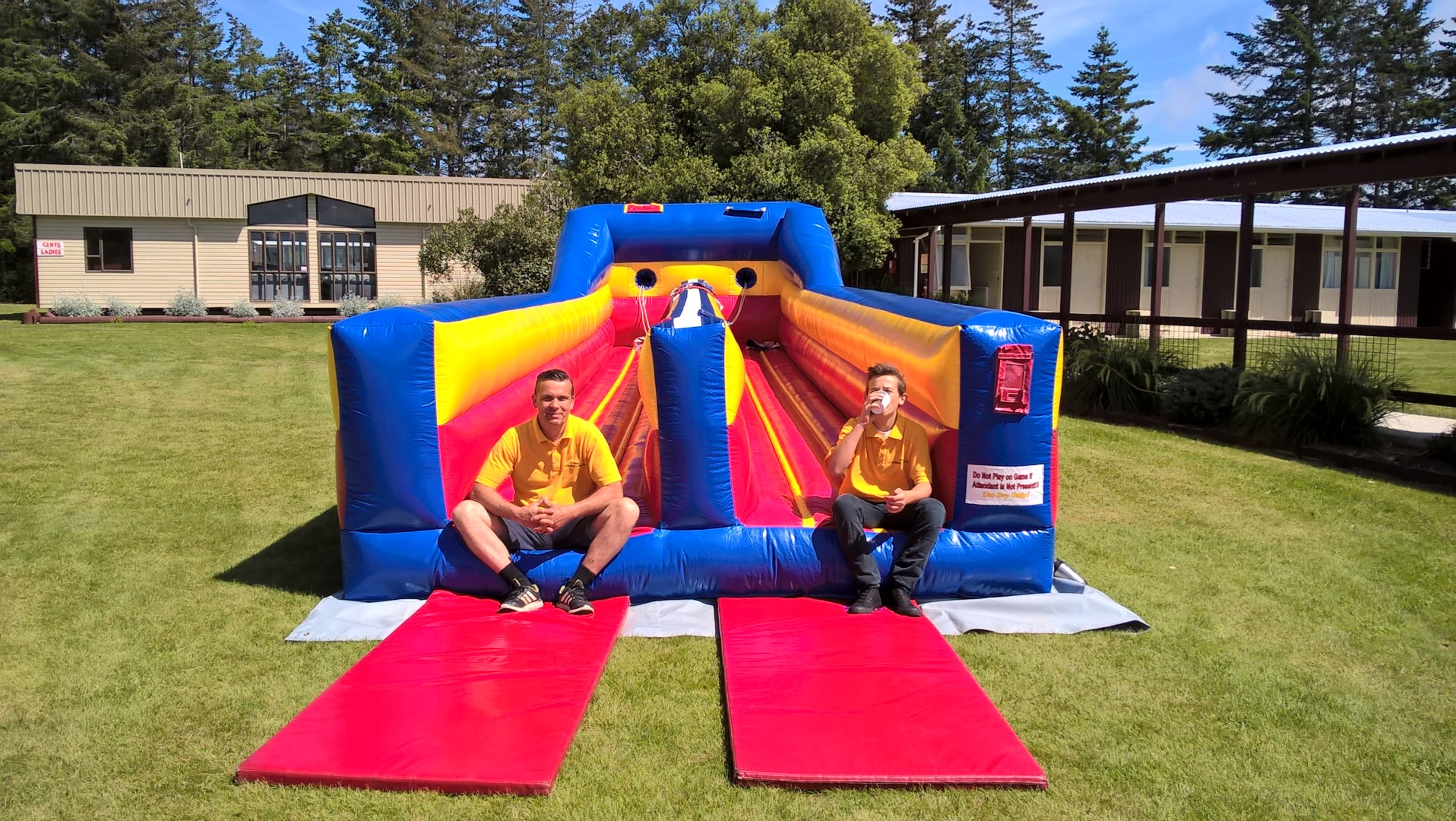 Horizontal Bungee | The Bouncy Castle Company