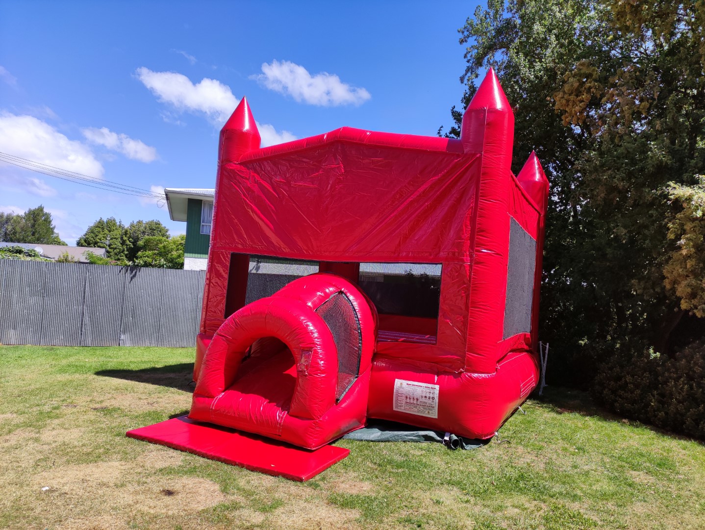 Simply Red | The Bouncy Castle Company