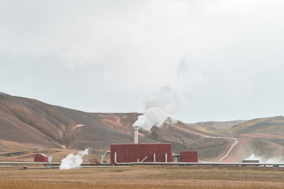 Geothermal Energy Pros and Cons | Renewable Green Energy Power