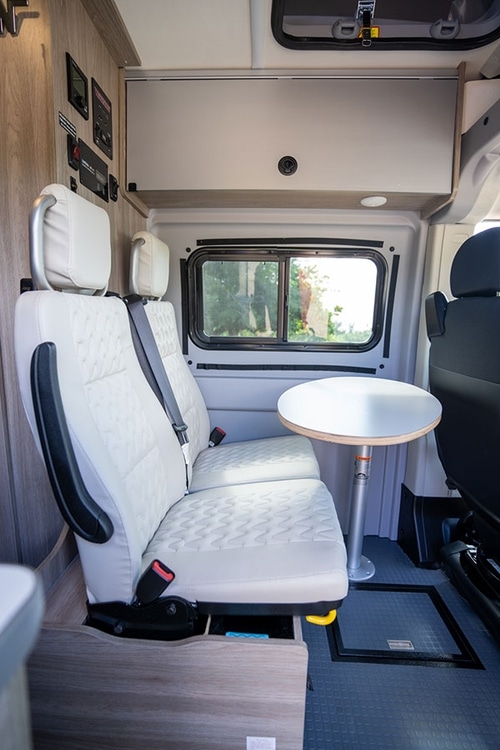 Van del Sol - Winny Van