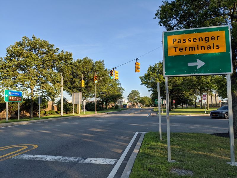 JFK Van Wyck Expressway - North and South Service Road Ramps Traffic ...