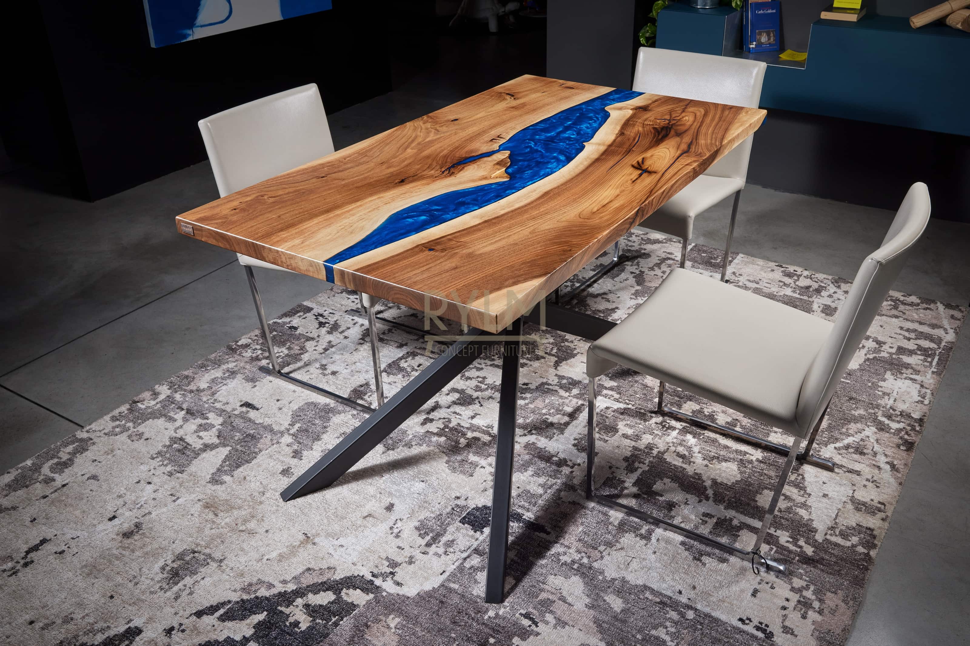 Rylm Concept Tavoli in legno massello e resina