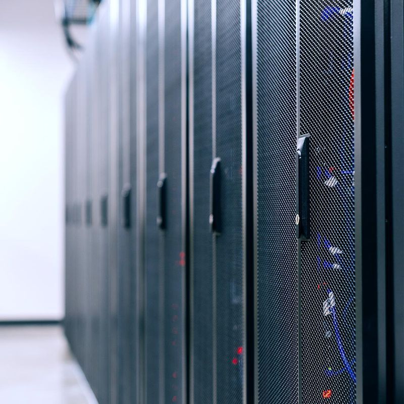 Mako Power - UPS / Switchgear / Telecom Batteries and Critical Power ...