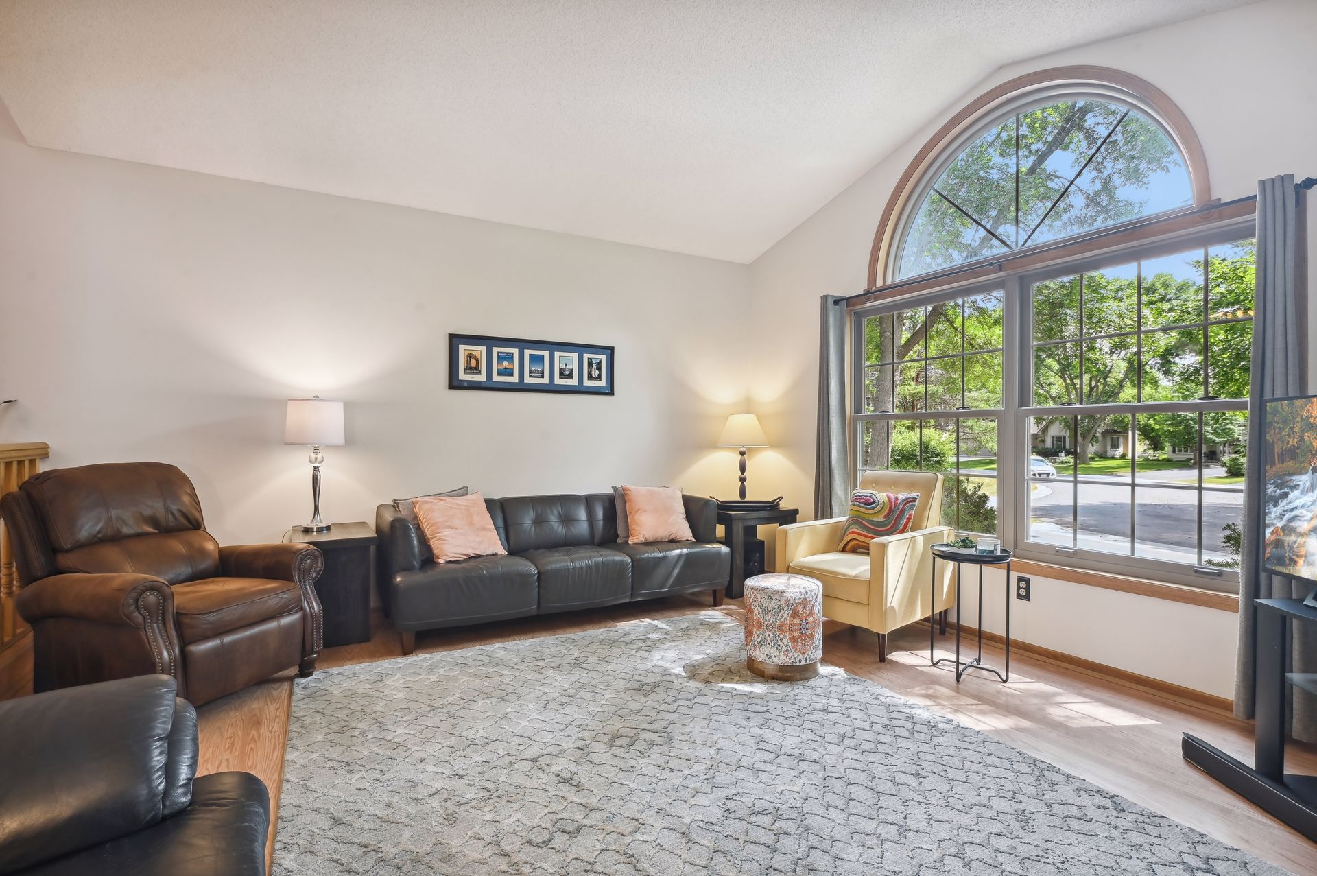 Welcome to 9438 Parkside Court! | Matt Engen Group