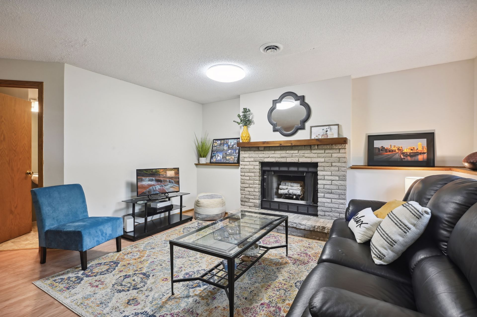 Welcome to 9438 Parkside Court! | Matt Engen Group