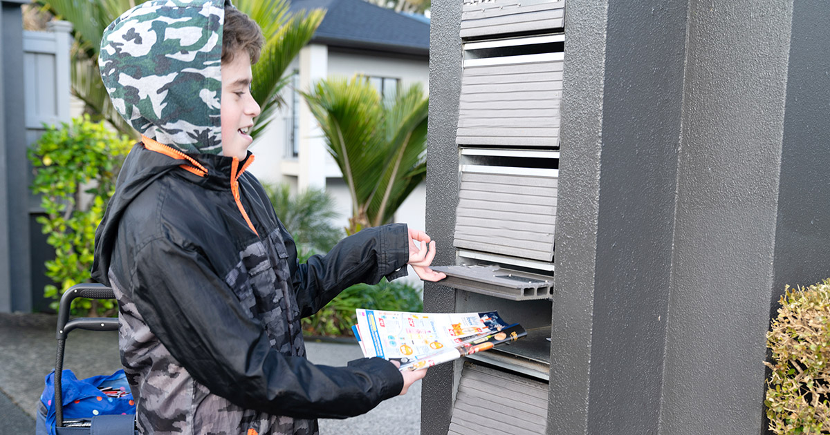 Prospekte austragen bzw. verteilen als Schülerjob