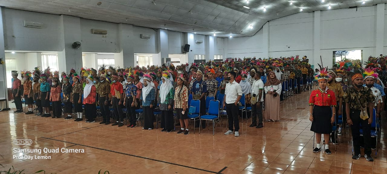 1.303 MAHASISWA BARU UNIPA IKUT PKKMB TAHUN AKADEMIK 2022/2023