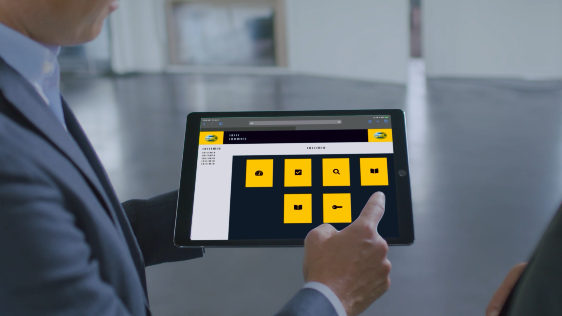 61e6de519074a04434971ec7_2021-12-01 Thumbnail Kurzvideo Hella.png