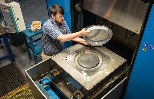 FluidForming Americas • Hydroforming Reinvented