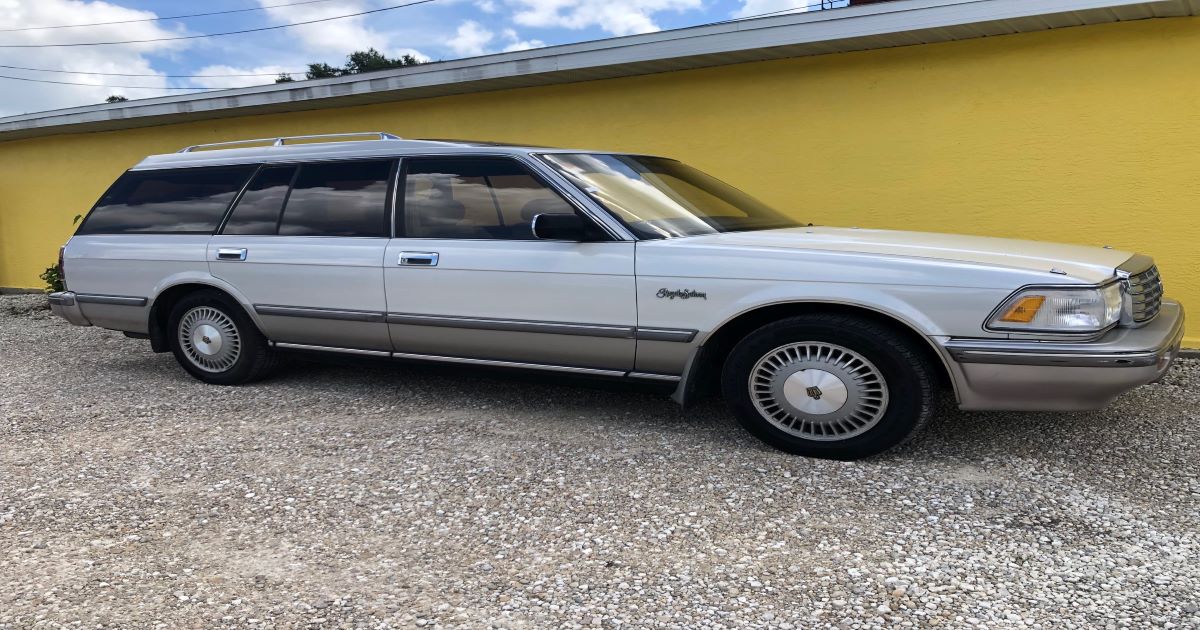 1991 Toyota Crown (Royal Saloon)RHD
