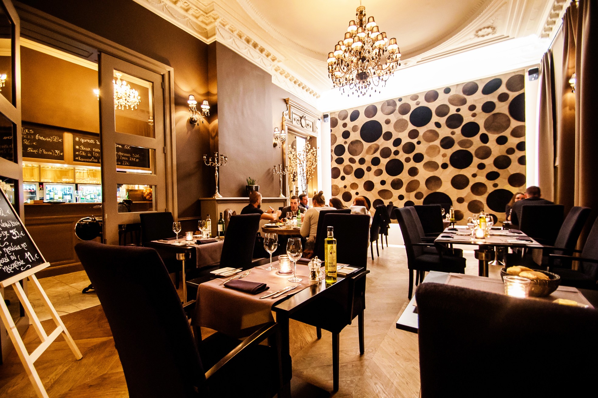 Sfeer | Bistro Restaurant De Grilloir Brugge | Grillgerechten - Unieke ...