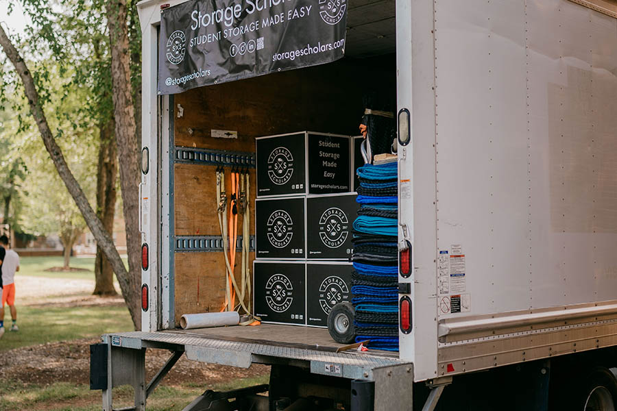 Storage Scholars | College Student Storage and Moving