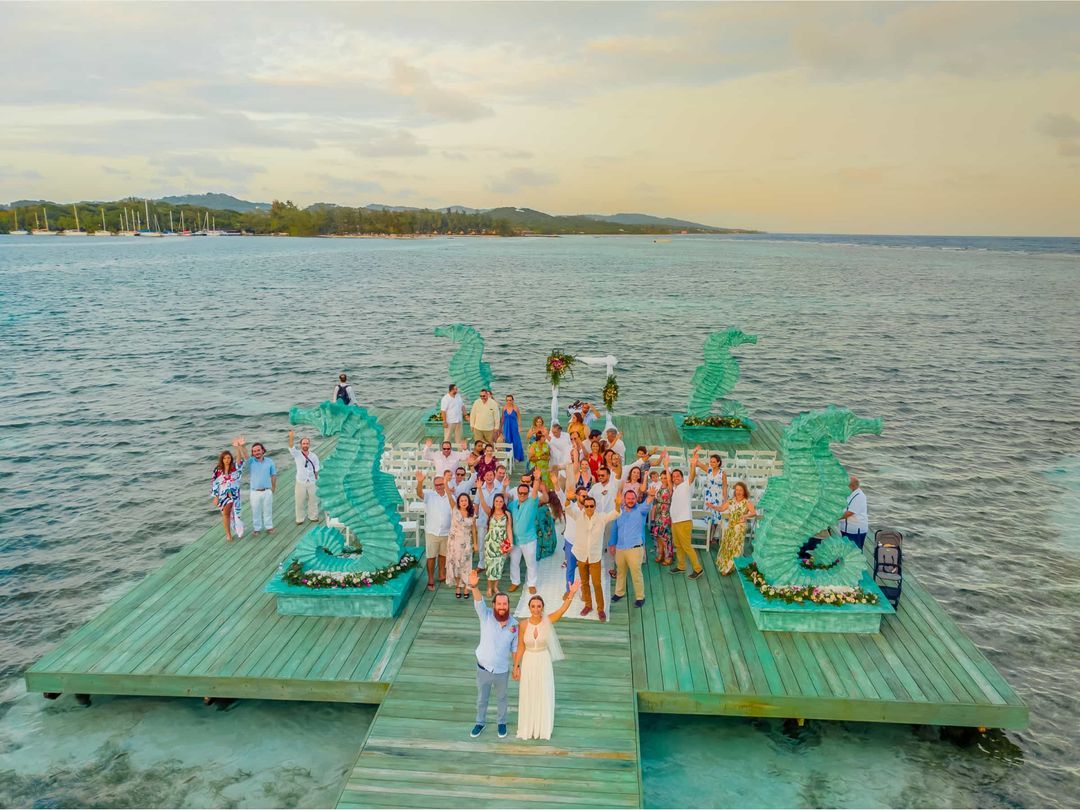 Roatan Wedding & Event planners - Lovinroatan