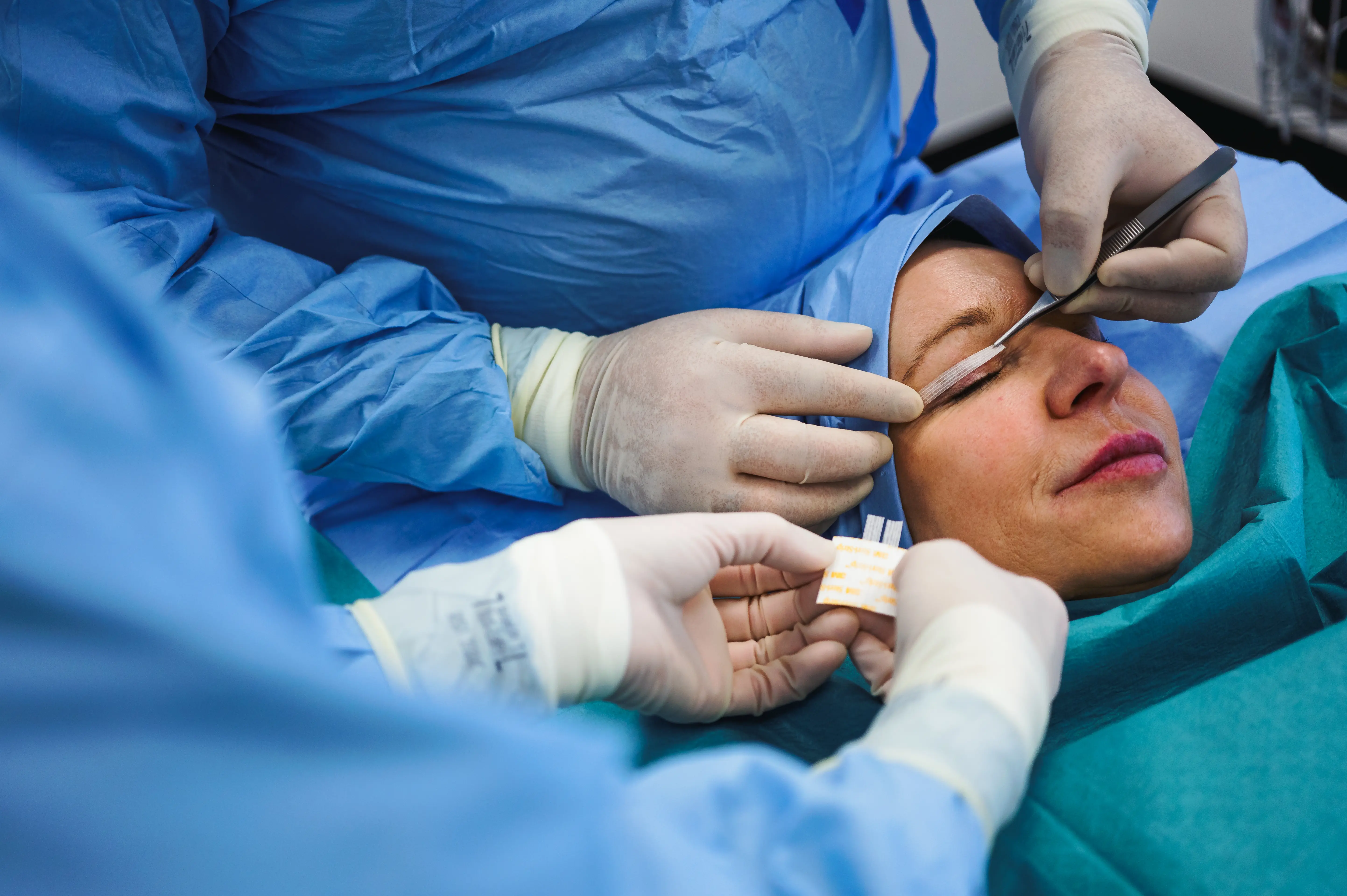 Eyelid Surgery in Scotland | Plastic Surgery Aberdeen