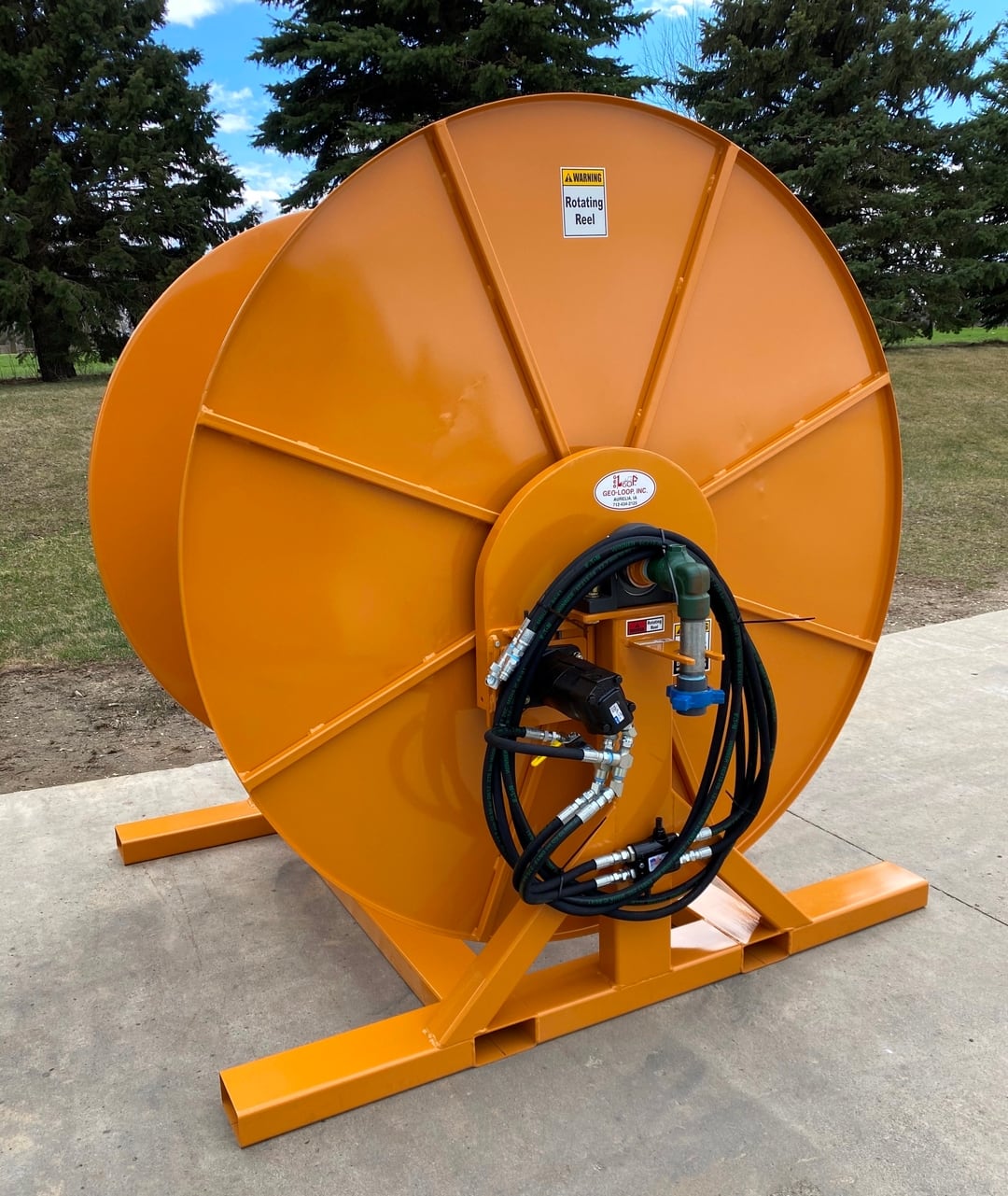 CUSTOM HOSE REELS | Geo-Loop