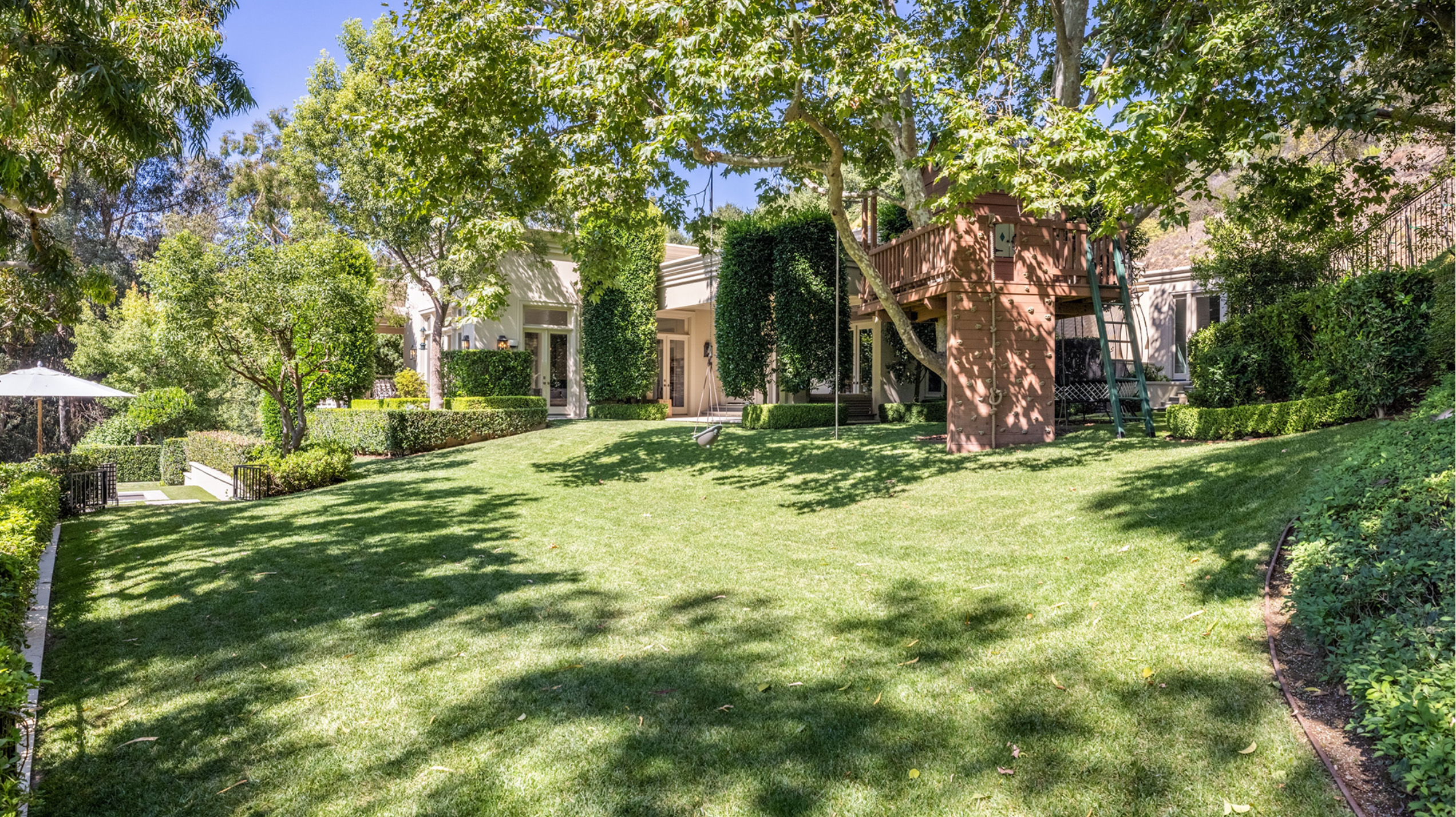 A Tour of Katy Perry's Beverly Hills Home