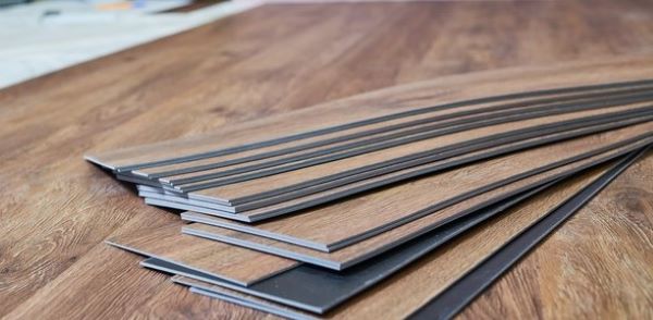 Caravan Flooring Comparison: Carpet vs. Vinyl vs. Laminate