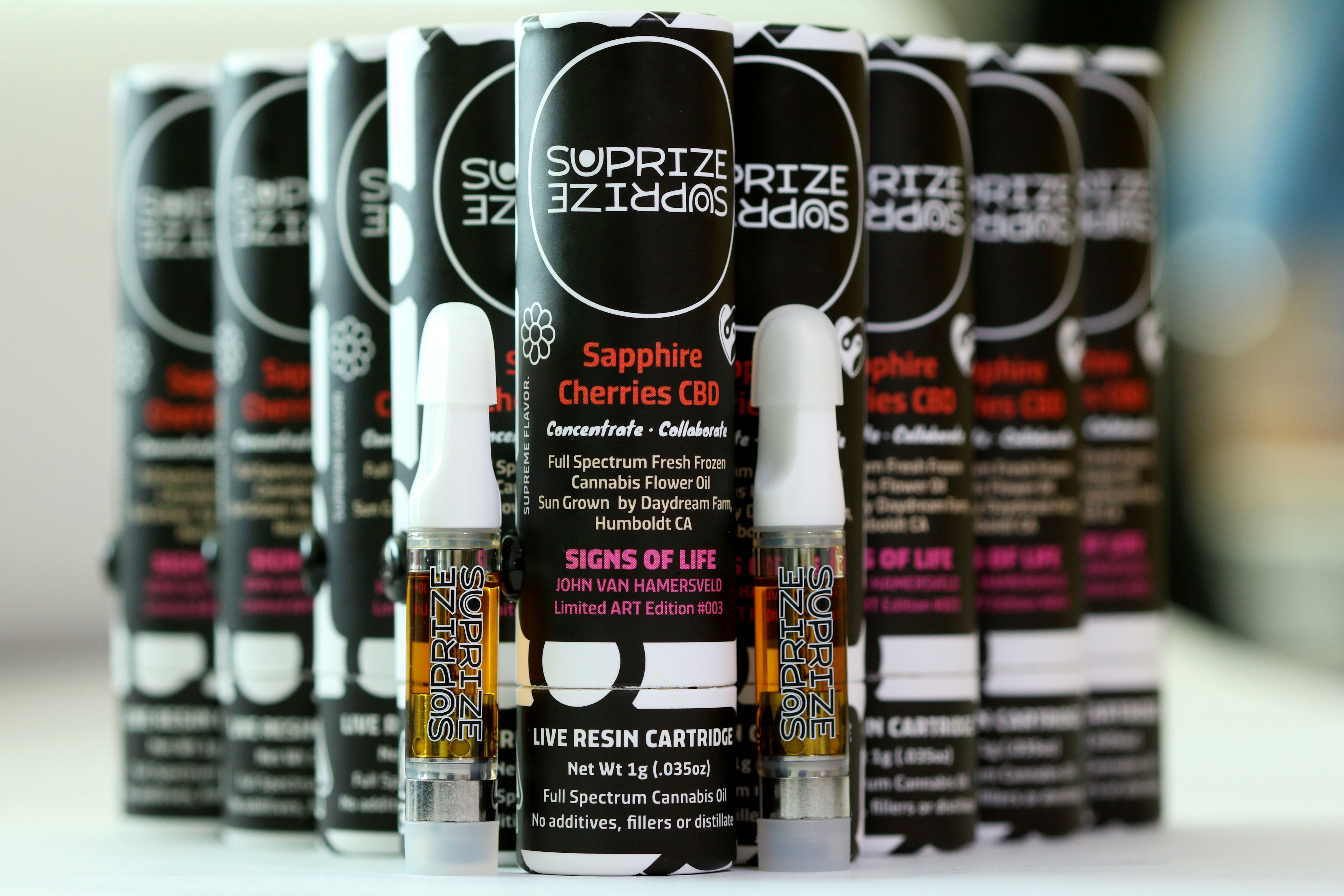 Sapphire Cherries - Vape carts - Suprize Suprize